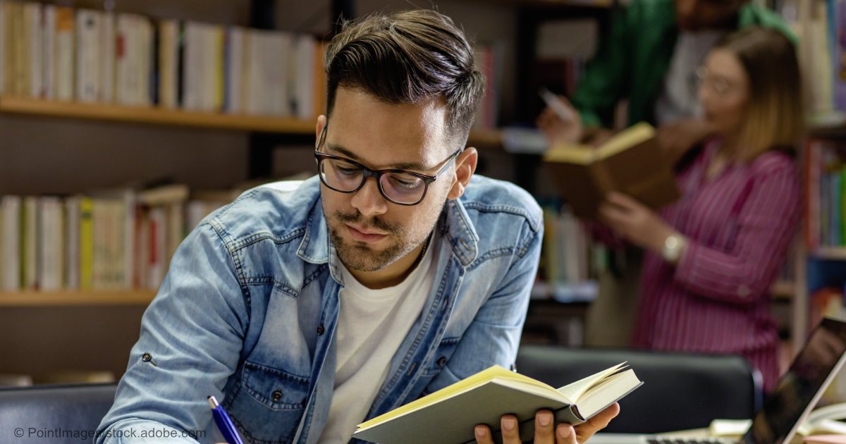 Beruf und Studium gehen Hand in Hand - Berufsbegleitende LL.M ...